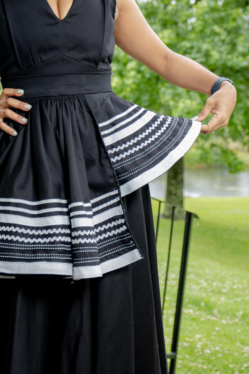Phiwe Black Mbhaco Dress – QhawekaziStyles